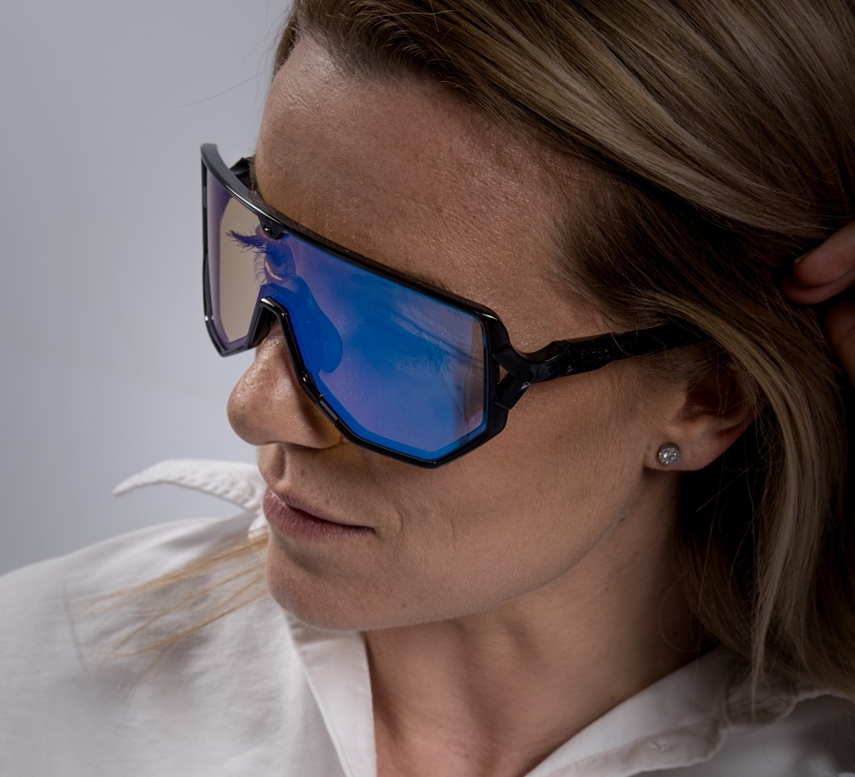 003 Reschen Shiny Transp Black / Orange Blue Multi UltraVue - Tripoint